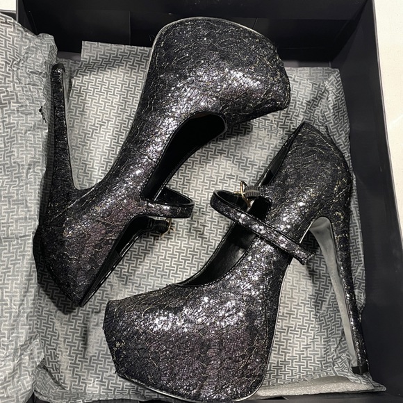 H by Halston | Shoes | H By Halston Platform Heels Black And Silver ...